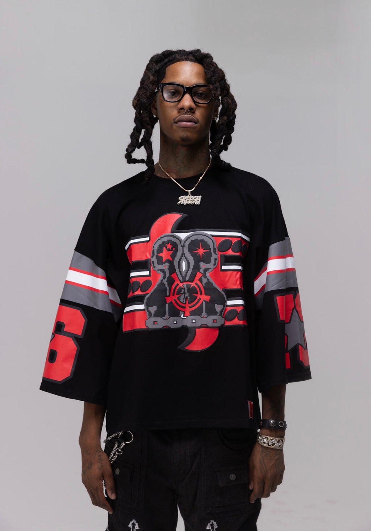 ESSENCE FOOTBALL SHIRT [KNUCKLES] – Essence.Wrld